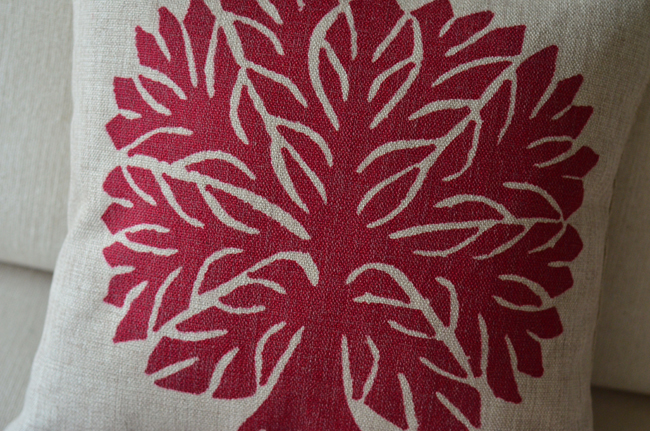 Big Tree Decorative Pillow on Luulla